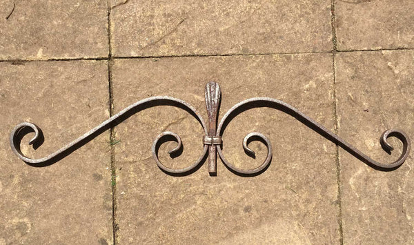 gate-topper-gate-topper-swirls-cast-iron-2_grande.jpg?v=1528715279